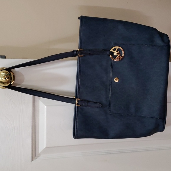 MICHAEL Michael Kors | Bags | Michael Kors Old School Navy Blue Purse L ...